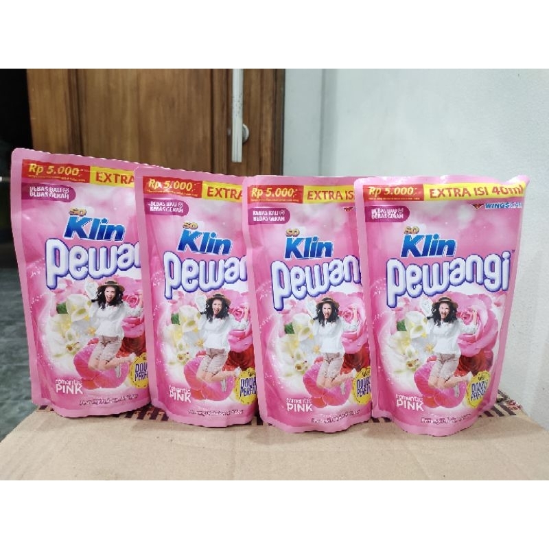 Jual soklin pewangi 320ml (1 paket dapat 3 pouch) | Shopee Indonesia