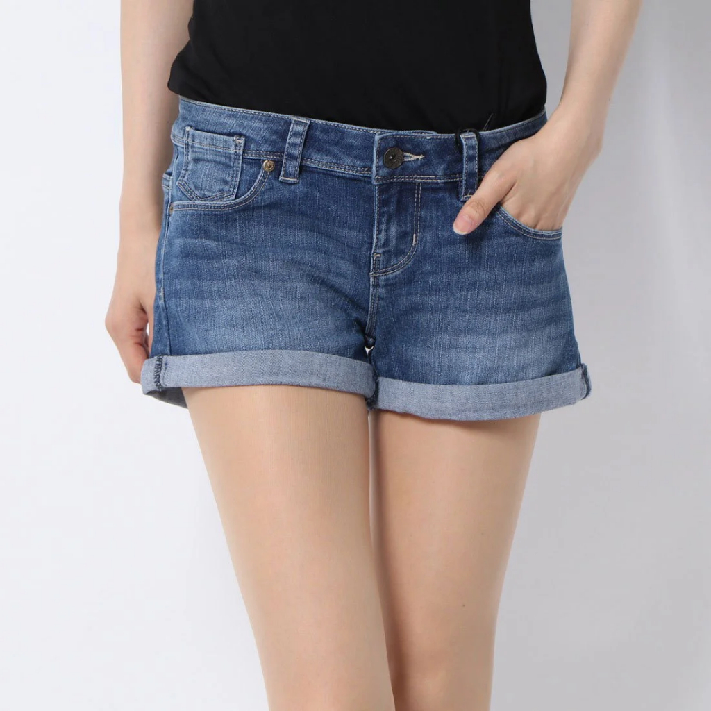 Jual Guess Ladies - KATIE SHORT - WB1909D26G0 | Shopee Indonesia