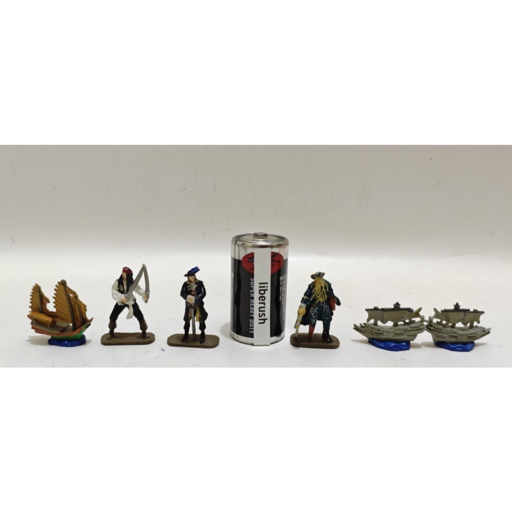 Jual Disney collector packs pirates of the caribbean jack sparrow ...