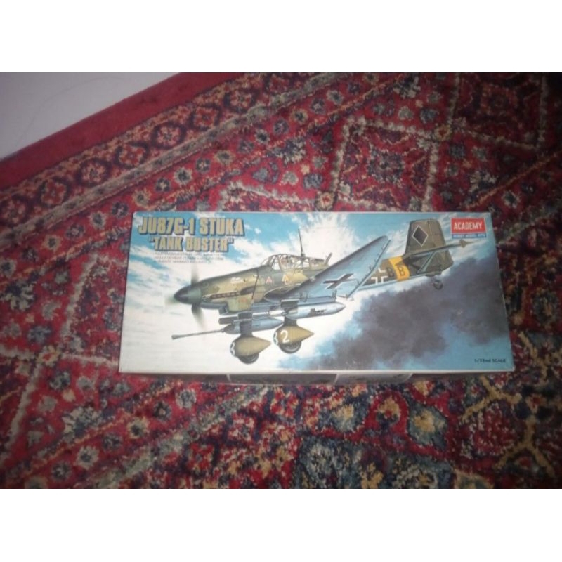 Jual Mainan Rakit - Rakitan Pesawat Tempur "JU87G-1 STUKA "TANK BUSTER ...