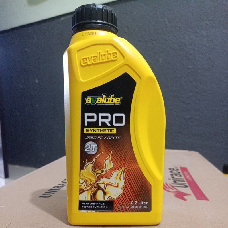 Jual EVALUBE PRO 2T SYNTHETIC 0,7L DI JAMIN WANGI DAN ORIGINAL | Shopee ...
