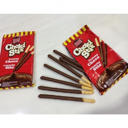 Jual Chokichoki Stix Kemasan Box isi 12 x 27 Gram Choco Crunchy Choki ...