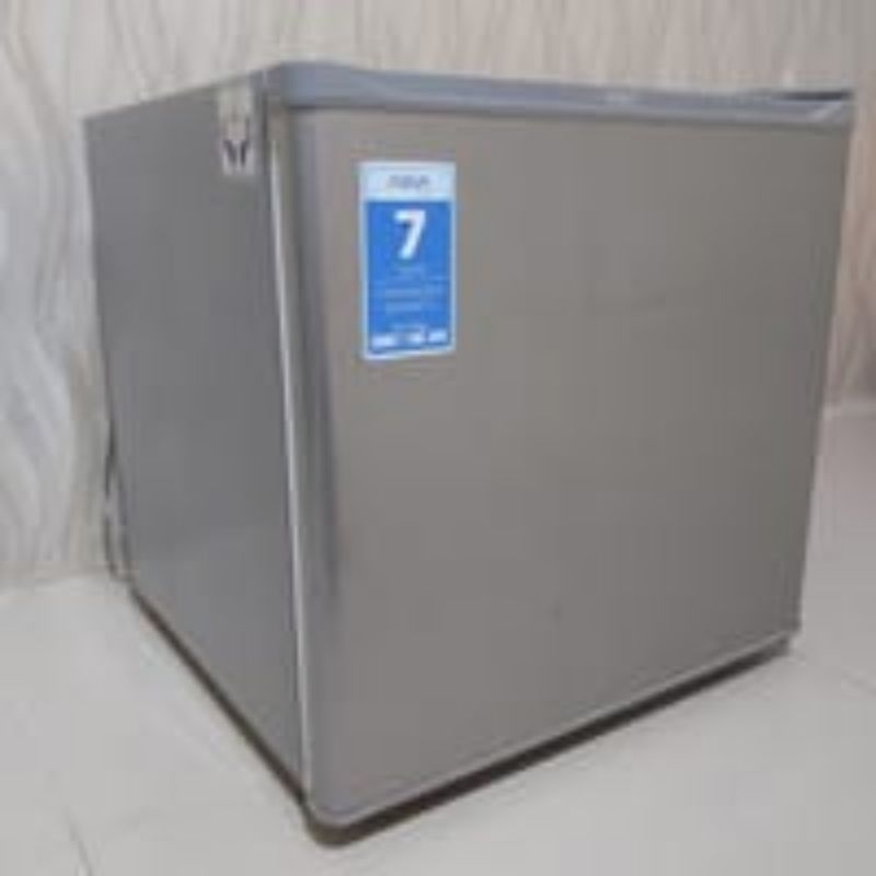 Jual Kulkas / Lemari Es AQUA Mini Bar AQRD-50 | Shopee Indonesia
