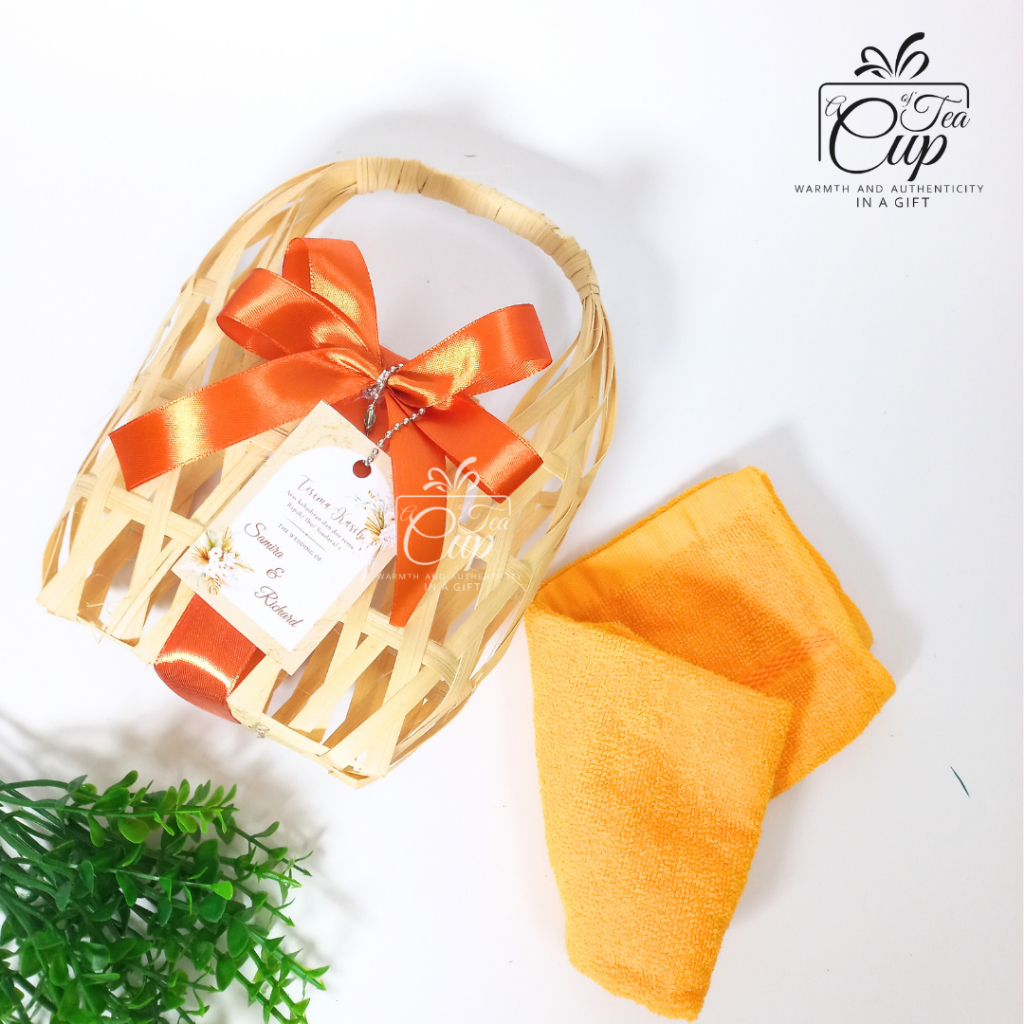 Jual Souvenir Pernikahan / Suvenir nikah unik estetik / Sovenir handuk ...