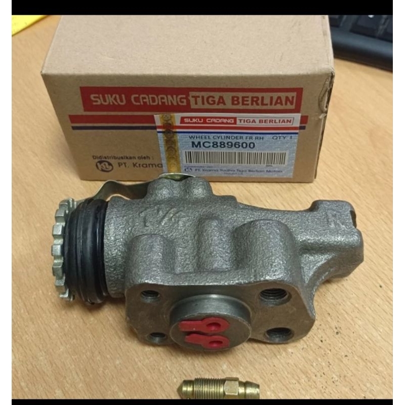 Jual WHEEL CYLINDER BAK MASTER REM DEPAN PS125 MC889600 kiri nepel ...