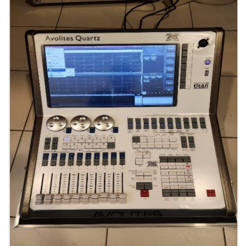 Jual Mixer controller Avolites quartz titan.16V | Shopee Indonesia