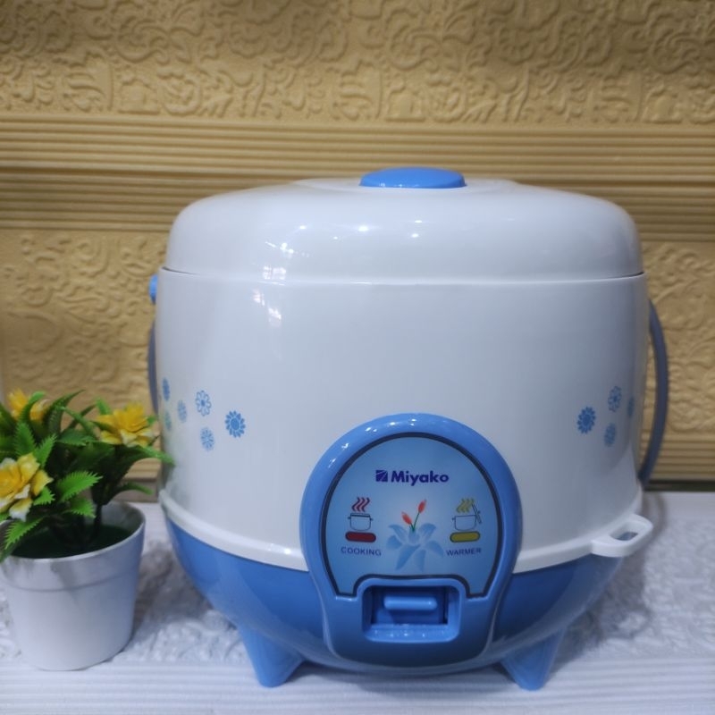 Jual Miyako Magic com MIYAKO MCM-612 1,2 Liter Rice cooker / Penanak ...