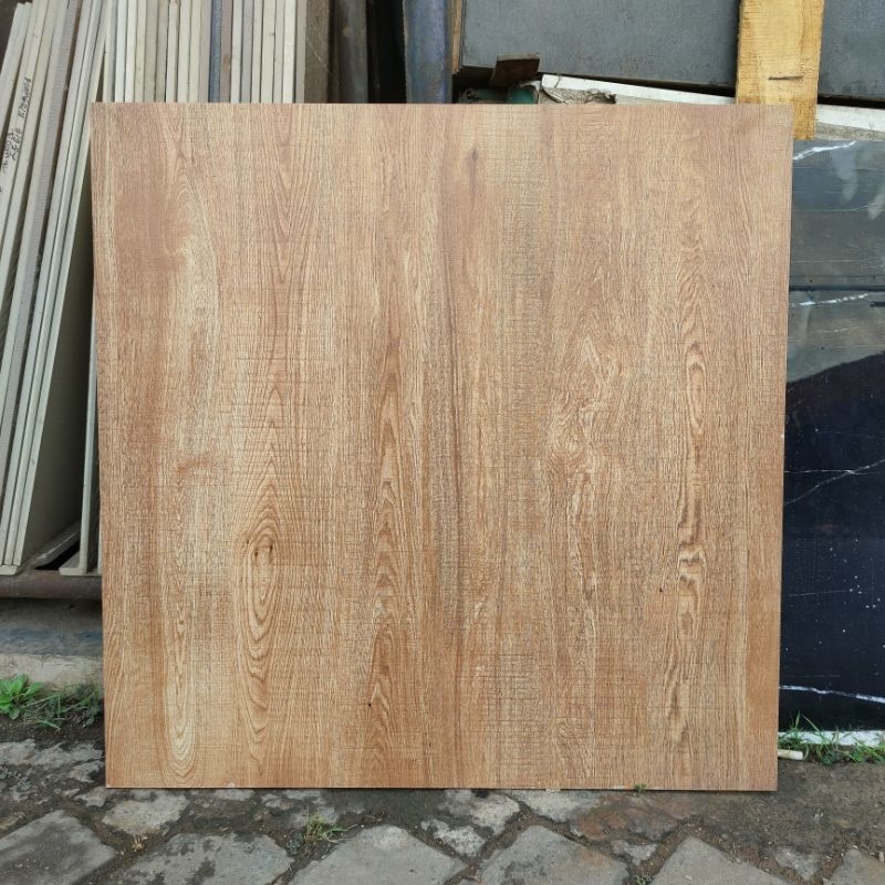 Jual Granit motif kayu 60x60 yhc teak wood matt | Shopee Indonesia