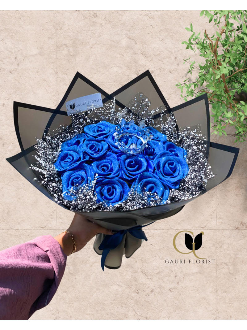 Jual 15 Tangkai Blue Rose Glitter Bouquet Gauri Florist Kediri | Bucket ...
