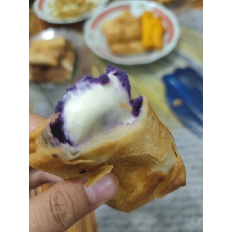 Jual Lumpia ubi ungu keju lumer mentah murah dan enak 1 pack isi 5 ...