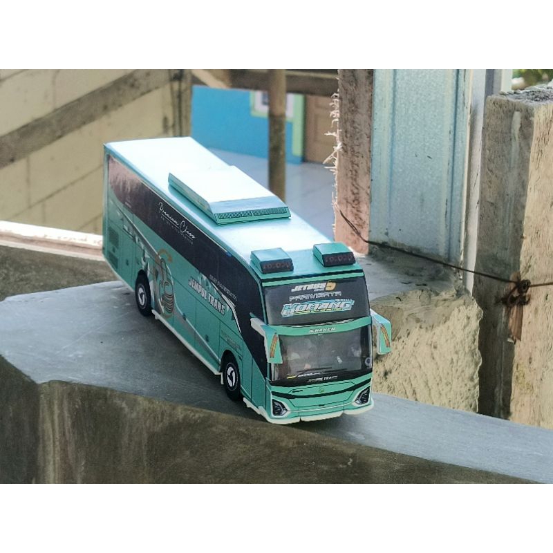 Jual MINIATUR BUS BASURI JEMPOL TRANS KOMANG | Shopee Indonesia