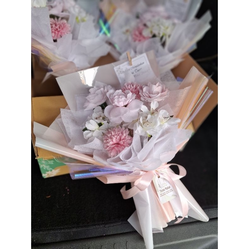 Jual BUKET BUNGA/ FLOWER BUCKET/ BUKET GRADUATION/ BUKET WISUDA/ BUKET ...