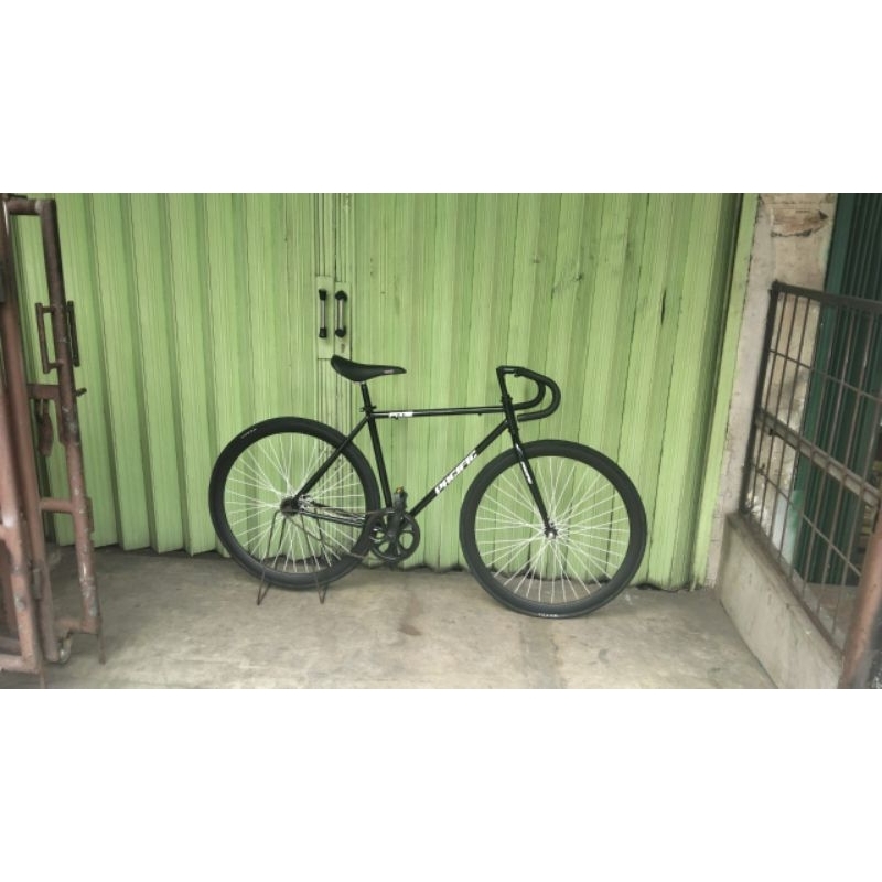 Jual sepedah fixie 700c frame pacific velg hitam polos | Shopee Indonesia