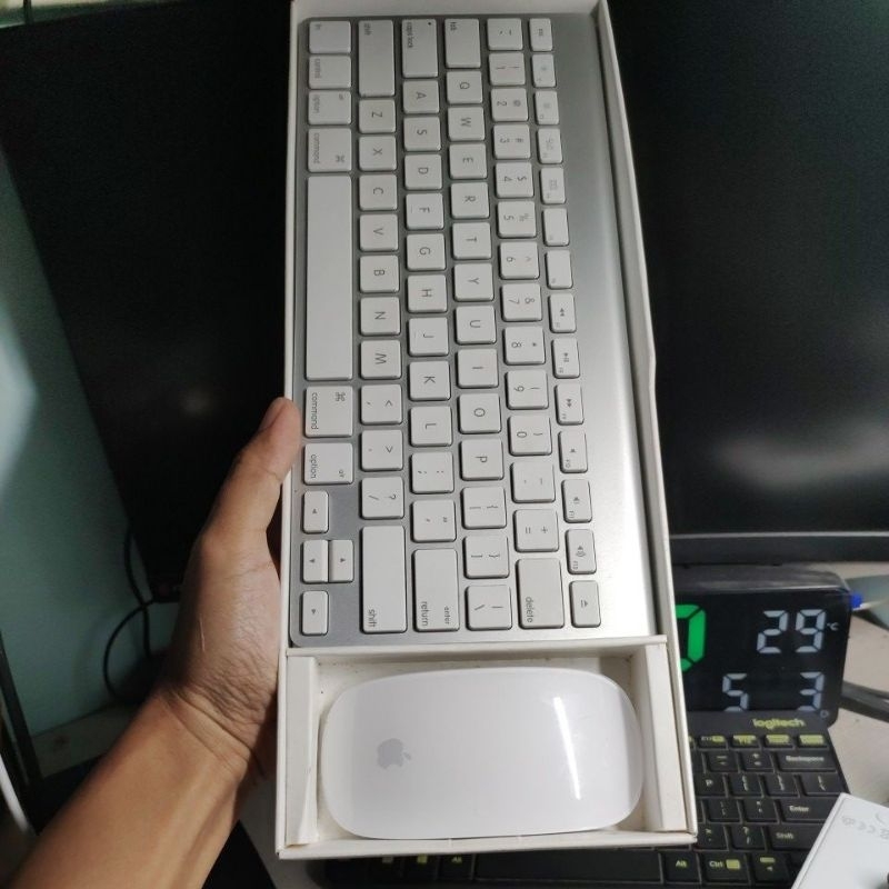 Jual Paket Bundling App'le Magic Mouse + Keyboard Gen 1 Preloved ...