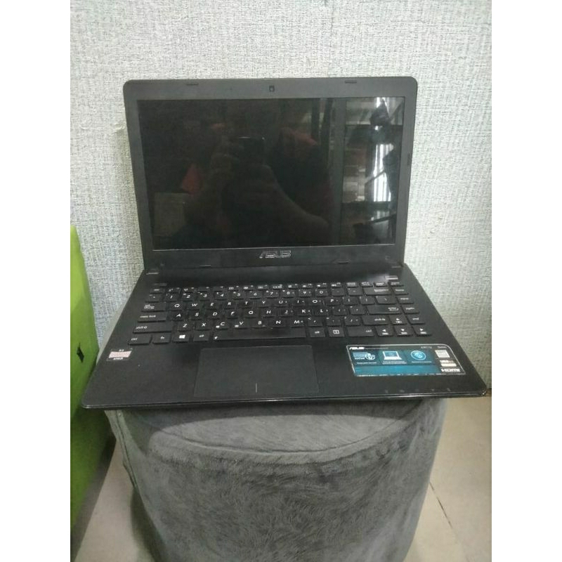 Jual Laptop Asus X401U pakai SSD 256gb siap pakai | Shopee Indonesia