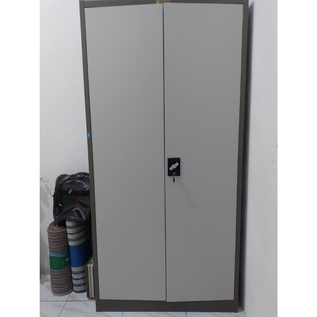 Jual lemari besi merk atlanta panjang 40 cm x lebar 90 cm x tinggi 185 ...