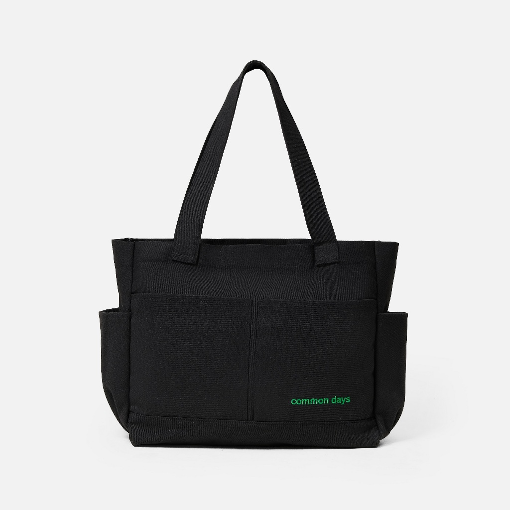 Jual Carry All V2 Totebag Black Common Days | Shopee Indonesia