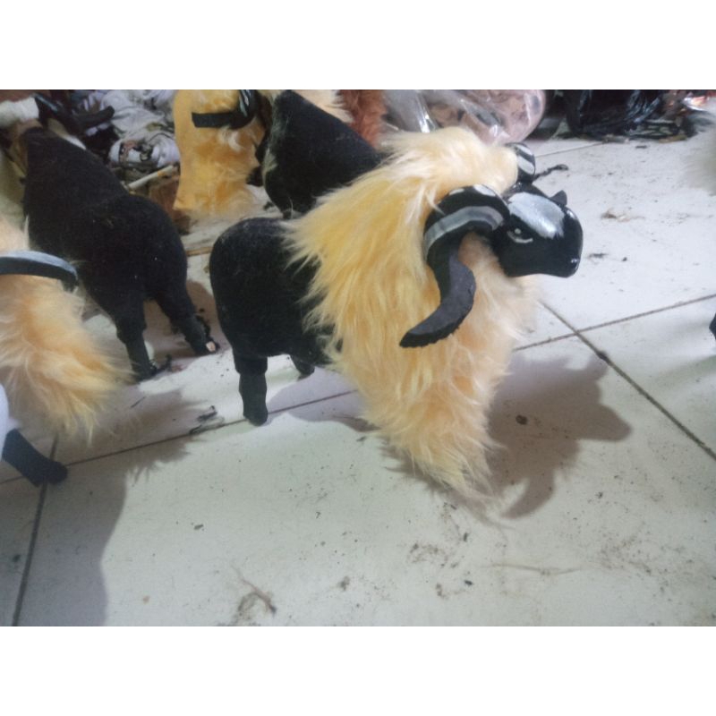 Jual mainan lucu anak -anak/miniatur domba Garut/souvenir khas garut ...