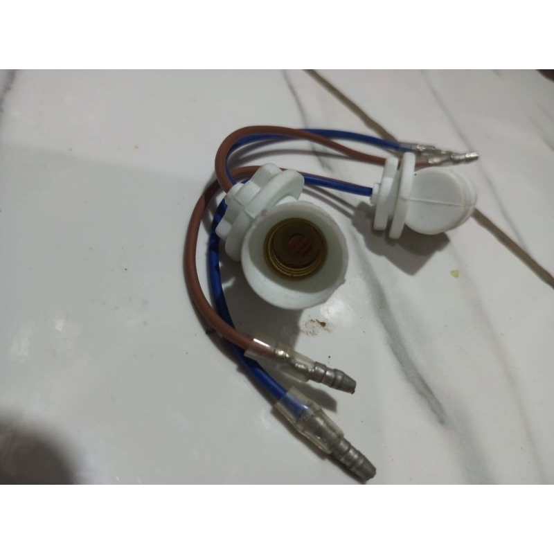 Jual fitting lampu kulkas Polytron original drat e12 | Shopee Indonesia