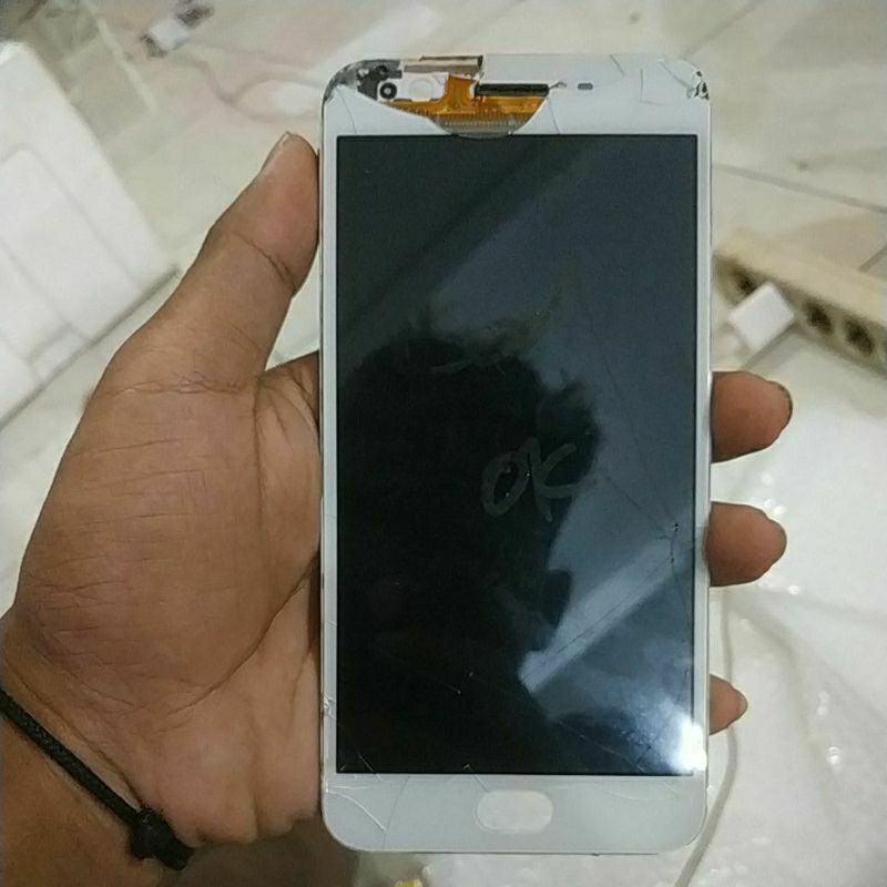 Jual lcd bekas Oppo f1s,lcd ok,tc rusak,frame coel | Shopee Indonesia