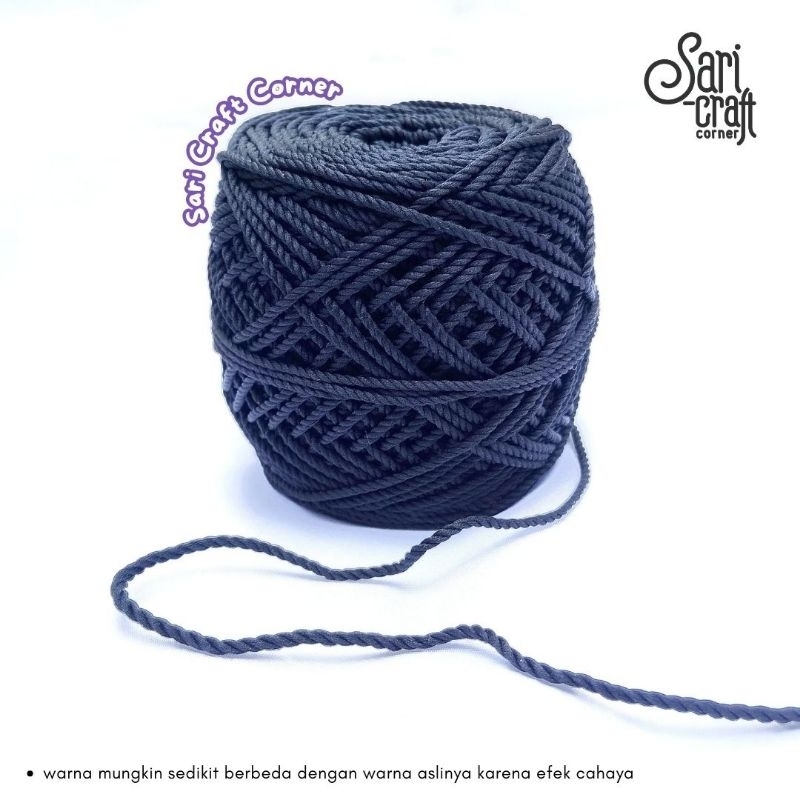 Jual Benang Polyester 3ply Rajut Warna Polos Hitam -100gr | Shopee ...
