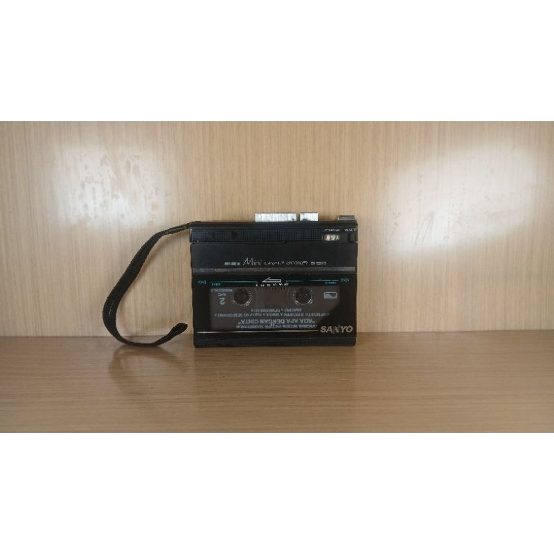 Jual Walkman Sanyo M1120 Cassette Recorder Player | Shopee Indonesia