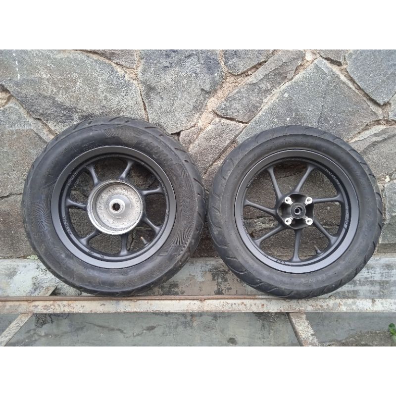 Jual Velg + Ban R12 copotan scopy Donat Original | Shopee Indonesia