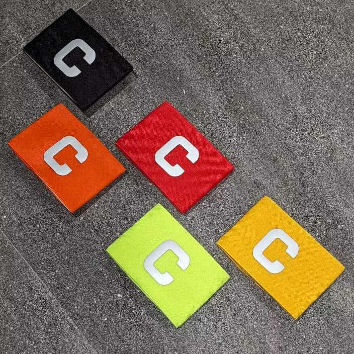 Jual ban kapten sepakbola futsal ban captain armban original bahan ...