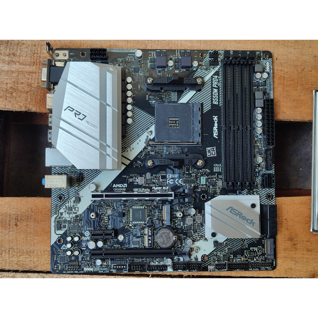 Jual Mobo ASROCK B550M PRO 4 AMD SOCKET AM4 Chipset B550 DDR4 mainboard ...