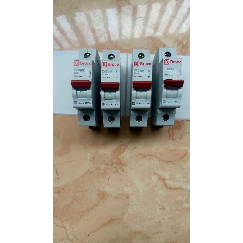 Jual MCB B BROCO C10A 16A C20A C25A C40A ORIGINAL | Shopee Indonesia