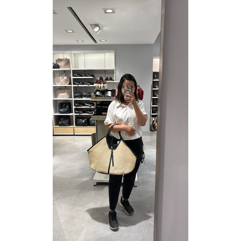 Jual tas tote bag HnM tas anyaman HnM original | Shopee Indonesia