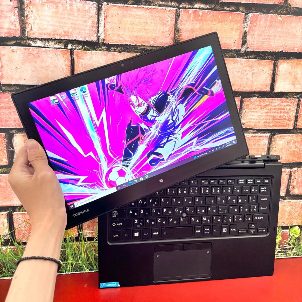 Jual Laptop Tablet 2in1 Toshiba R82 Dynabook Touchscreen 8GB Core M5 ...