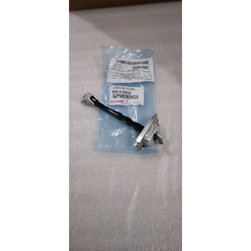 Jual stopper check door pintu depan toyota sienta original 68610-0d200 ...