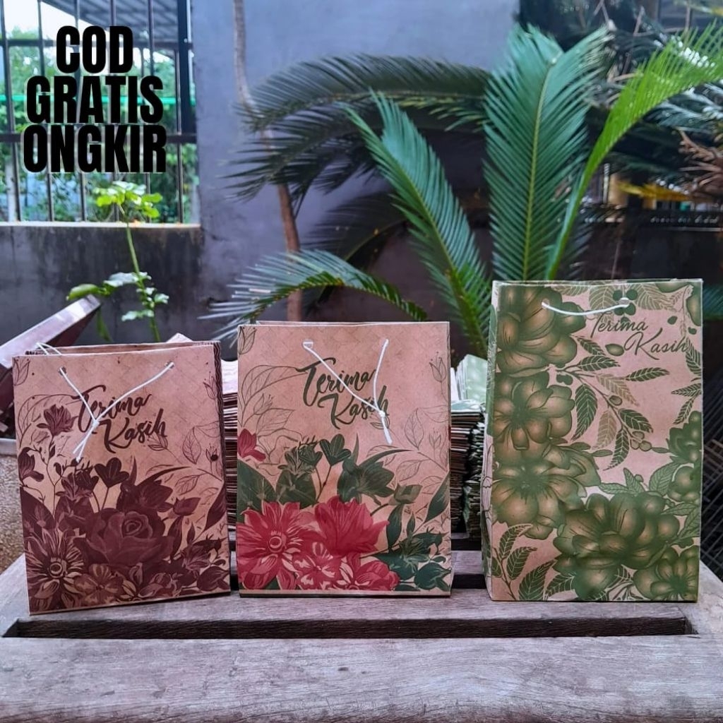 Jual (Isi 50 pcs uk 14 x 6x 20) PAPERBAG/ Paperbag Motif/ Tas Kertas ...
