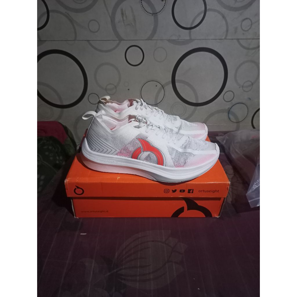 Jual Ortuseight Hypersonic 13 New No box Ukuran 42 | Shopee Indonesia