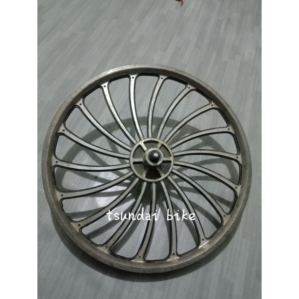 Jual Velg Alloy model kipas ring 20 P18 , tanpa drat, roda depan ...