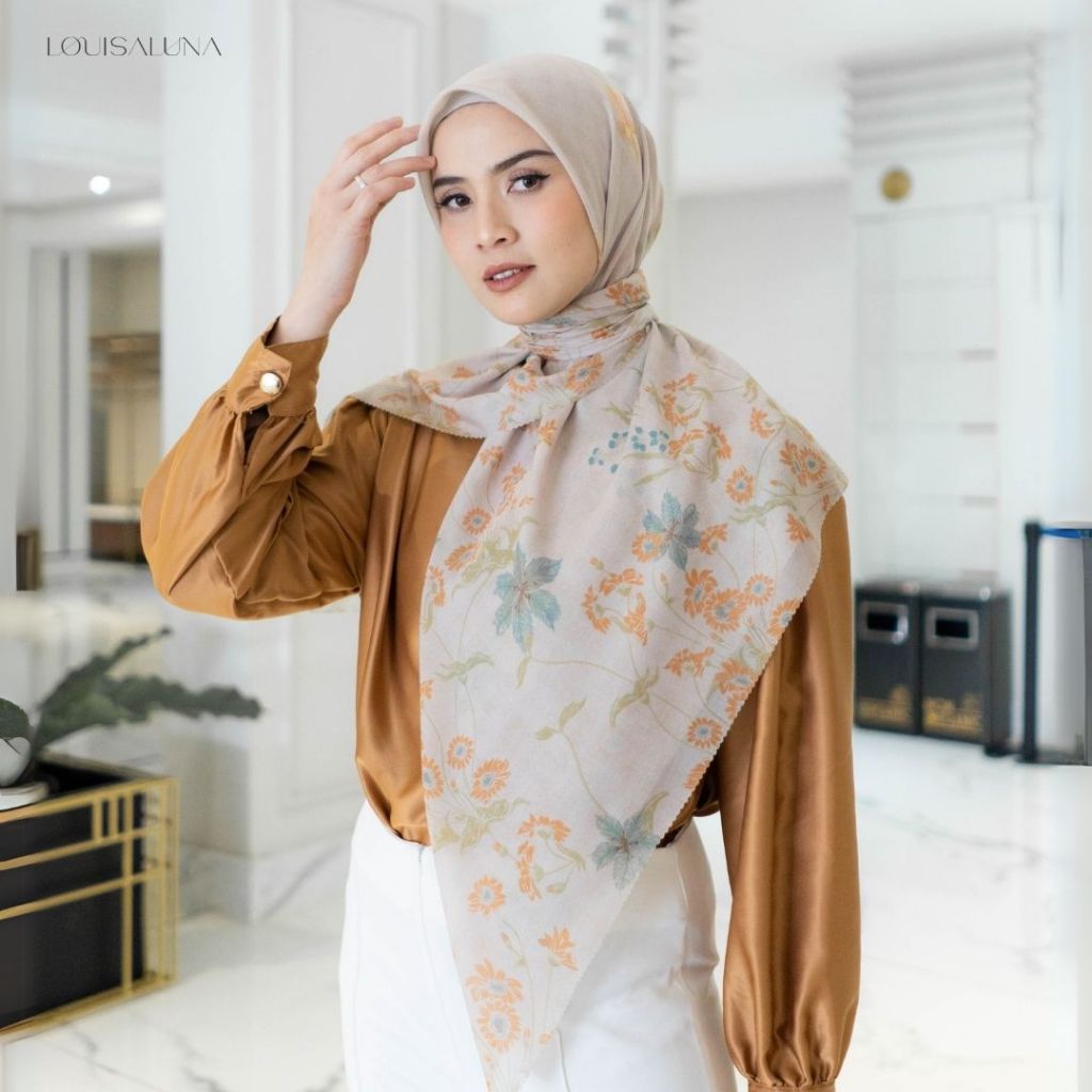 Jual LOUISALUNA - NO BOX - Alessia Series - 7 Warna - Hijab Segi Empat Voal - 120 cm & 135 cm ...
