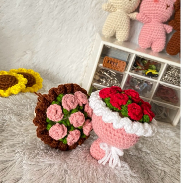 Jual Amigurumi mini flowers bouquet | bouquet buket bunga rajut ...