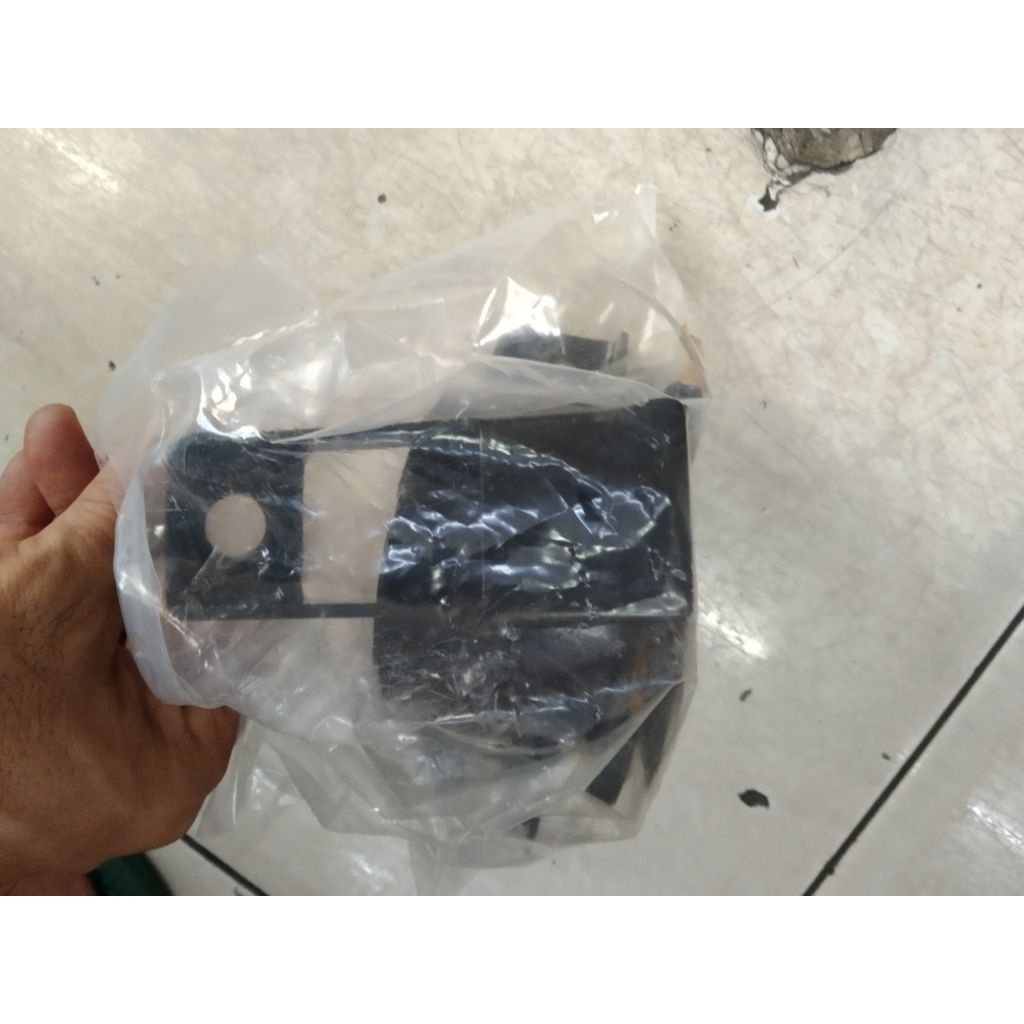 Jual Bangku mesin kiri Kia picanto cosmo matic 2008/2011 | Shopee Indonesia