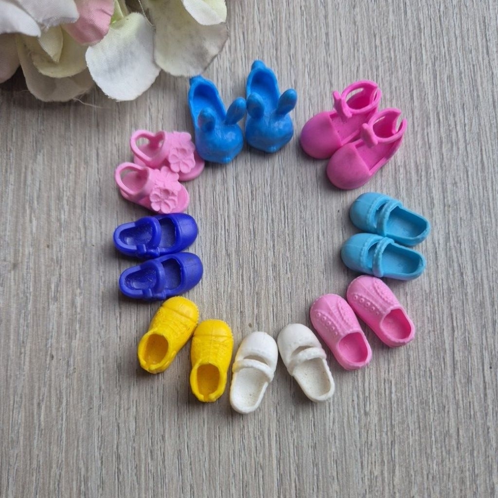 Jual Sepatu flat Barbie Chelsea Mattel | Shopee Indonesia