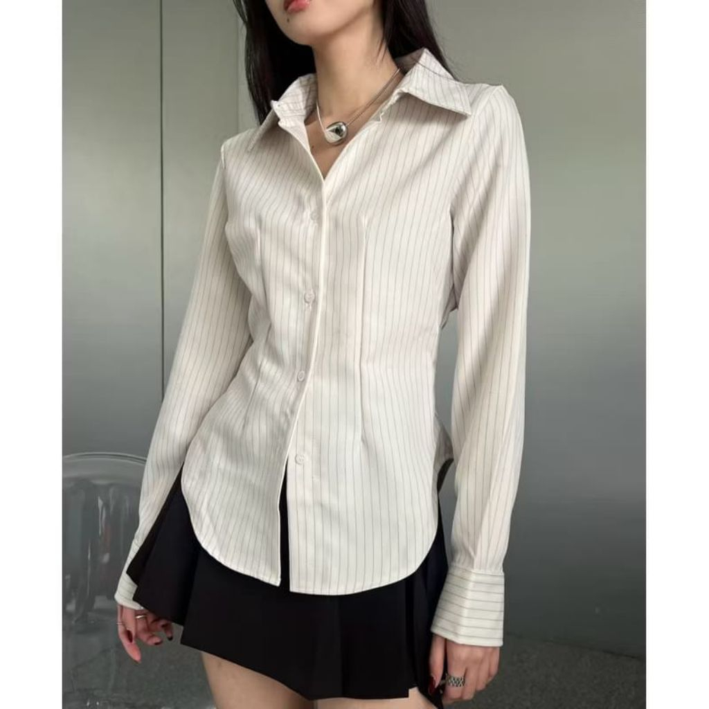 Jual Kemeja Wanita Stripe Lengan Flare Panjang Casual/Kerja - March Fitted Shirt - Kemeja Kerja ...