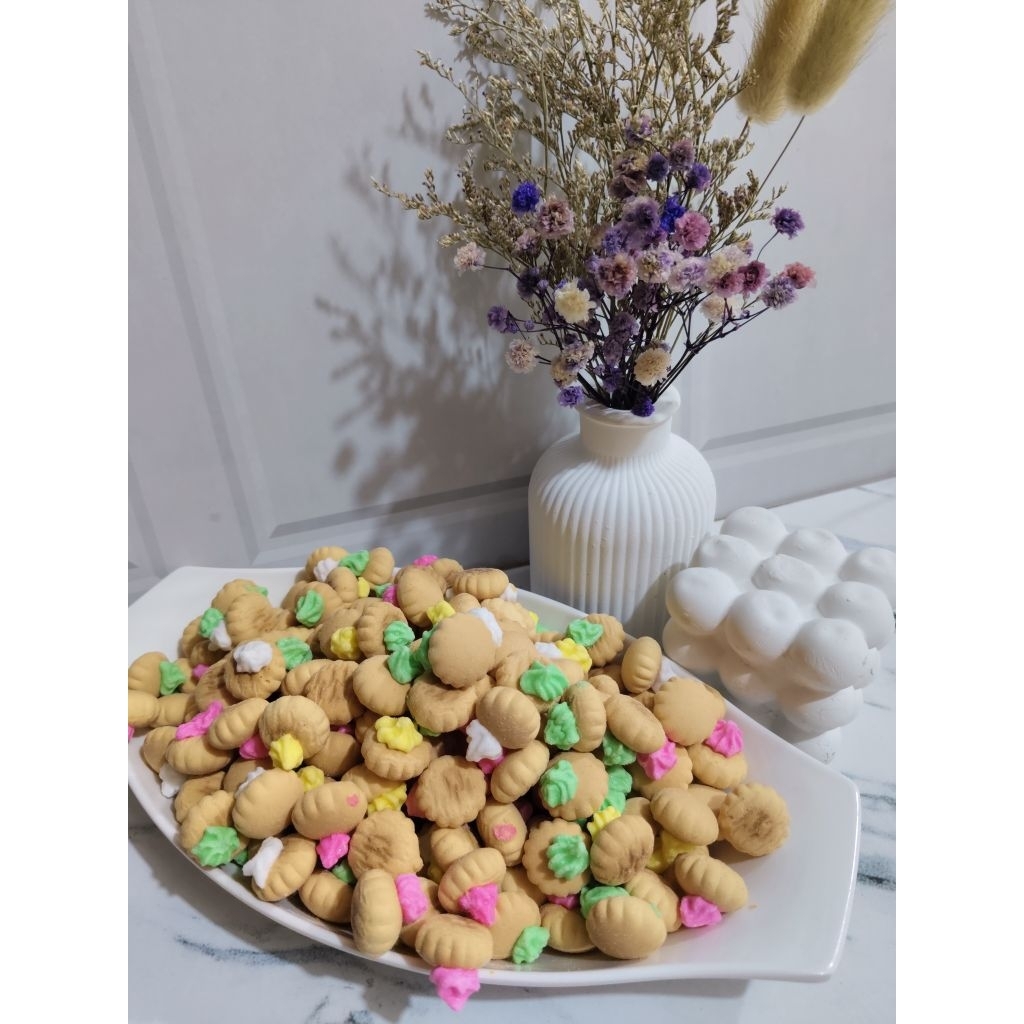 Jual KUE GEMBROS 220GR/KUE MONAS/BISKUIT WARNA-WARNI/SNACK KILOAN ...