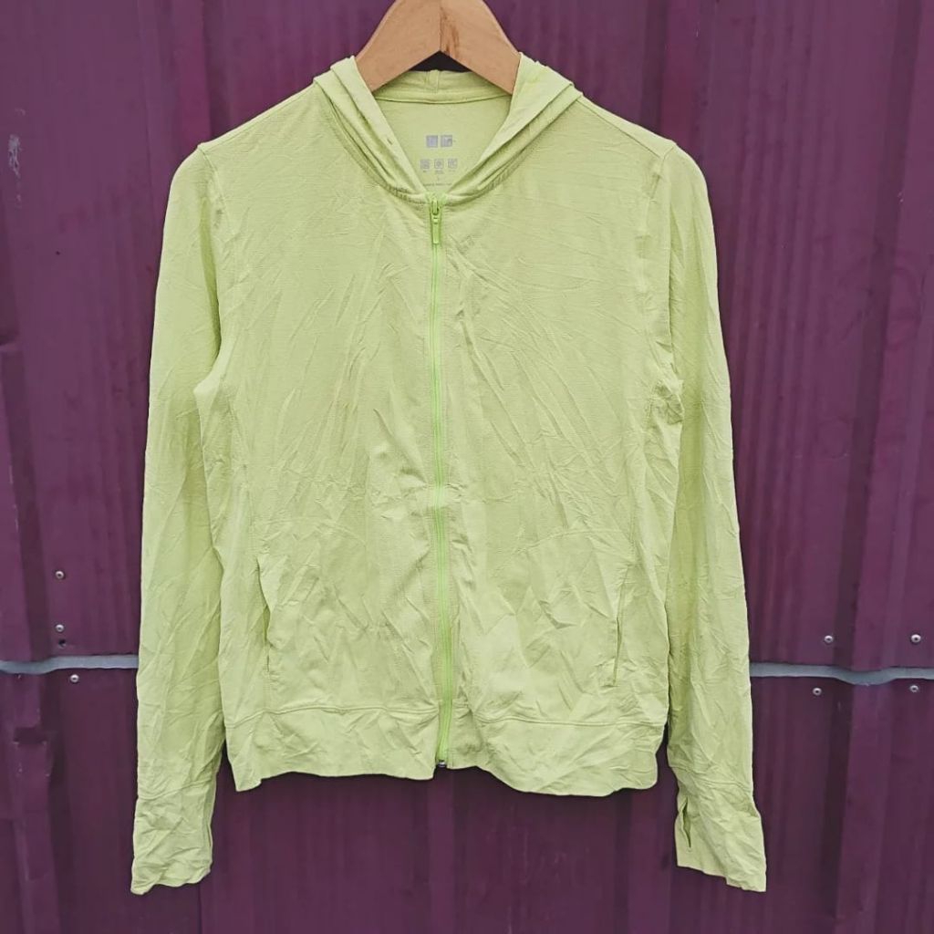 Jual uniqlo airism uv cut jacket mesh stabilo | Shopee Indonesia
