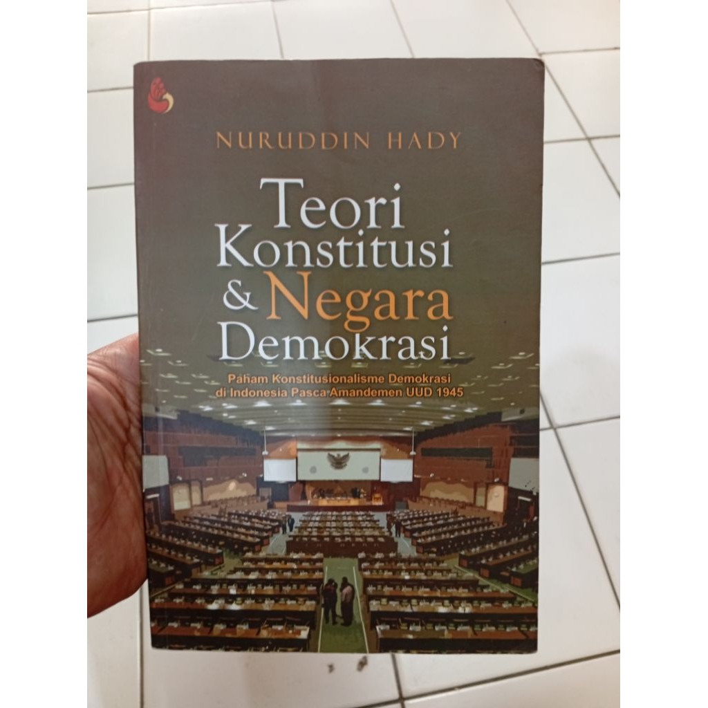 Jual BUKU ORIGINAL BEKAS TEORI KONSTITUSI DAN NEGARA DEMOKRASI PAHAM KONSTITUSIONALISME ...