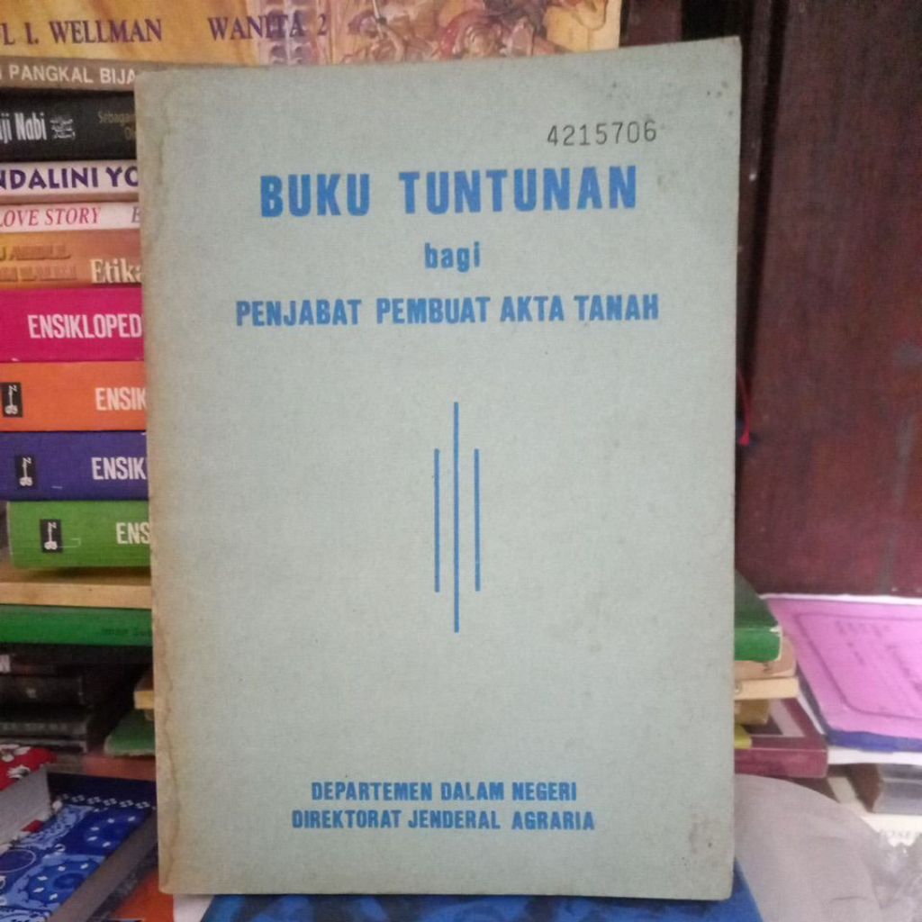 Jual BUKU TUNTUNAN BAGI PEJABAT PEMBUAT AKTA TANAH | Shopee Indonesia