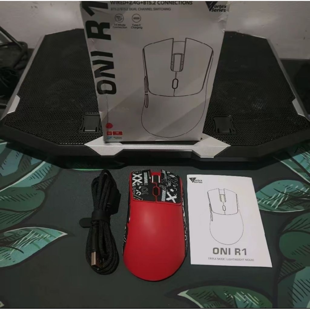 Jual VortexSeries ONI R1 LightWeight Ergonomic Wireless Gaming Mouse ...