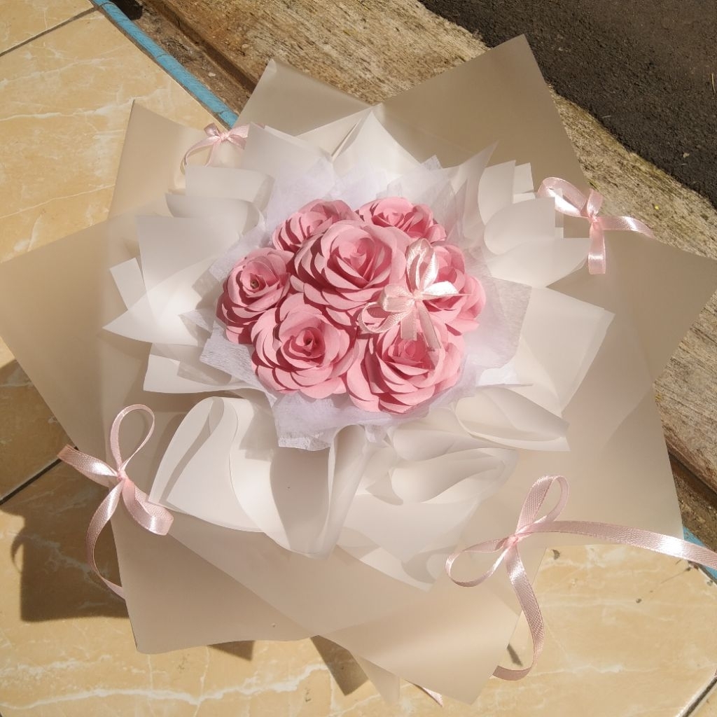 Jual Bouquet Bunga Mawar Kertas Origami 7 Tangkai | Shopee Indonesia
