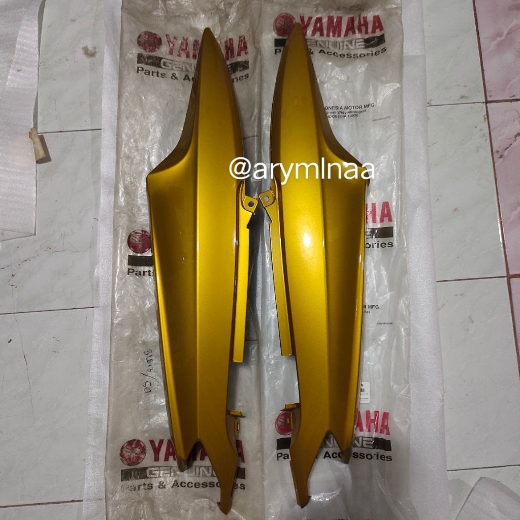 Jual COVER BODY BELAKANG KANAN KIRI MIO SPORTY , MIO SMILE GOLD KUNING ...