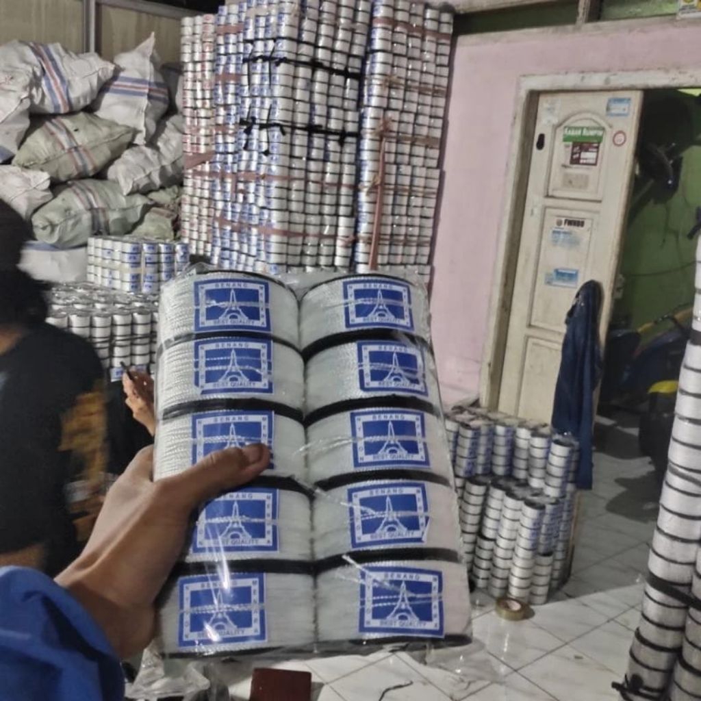Jual GROSIR BENANG NYLON JUMBO, BENANG TUKANG BANGUNAN CAP MENARA 1 PAK ...
