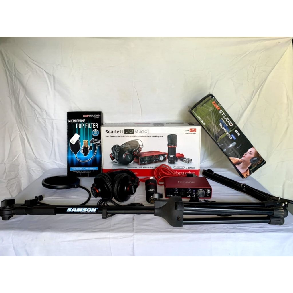 Jual Focusrite Scarlett Studio 2i2 2nd Generation Second (Bonus Stand ...